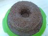 Receita de Bolo de chocolate com cobertura de chocolate e recheio de ...