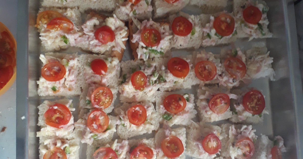 Receita de Canapés de pizza, enviada por danielle - TudoGostoso