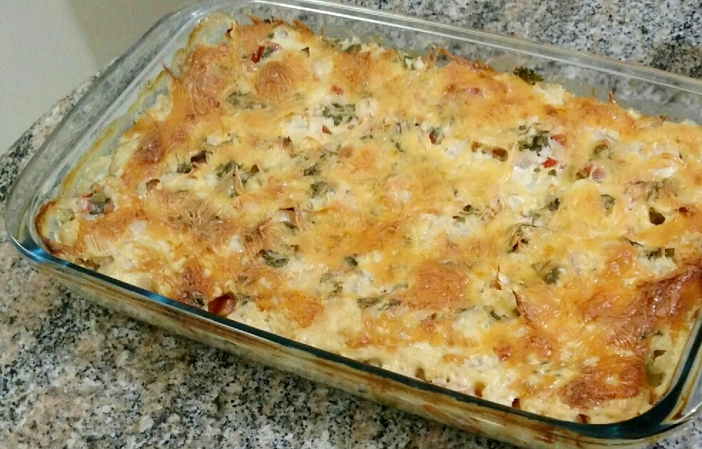 Esse prato gratinado com batata e abobrinha é irresistível e agrada ...