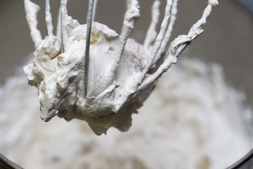 Como fazer o chantili perfeito: confira as dicas