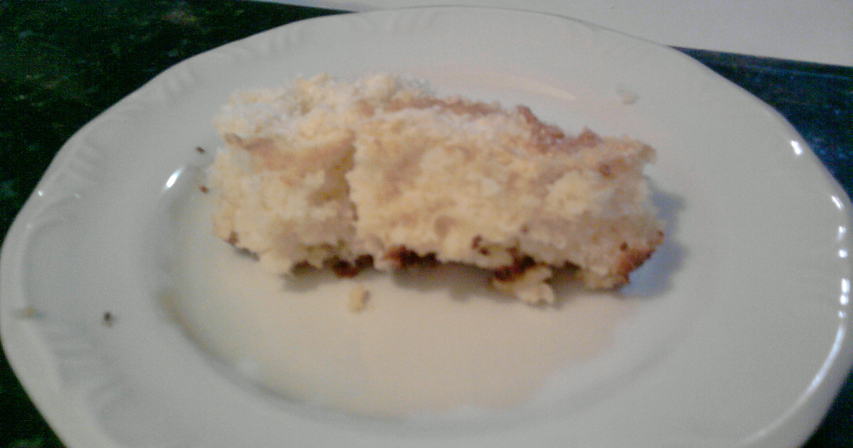 Receita de Bolo bombocado de coco, enviada por carol rocha - TudoGostoso