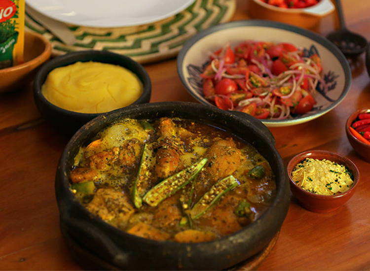 Receita de MOAMBA DE GALINHA, enviada por kitano - TudoGostoso