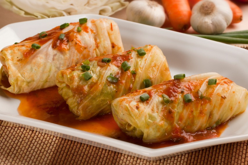 Essa receita de charuto de repolho é muito fácil e perfeita para um ...