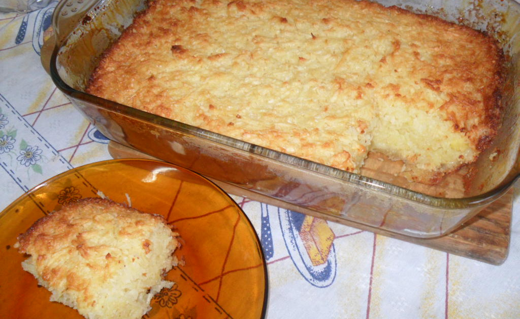 Receita de Bolo de mandioca com coco, enviada por rose marlei - TudoGostoso