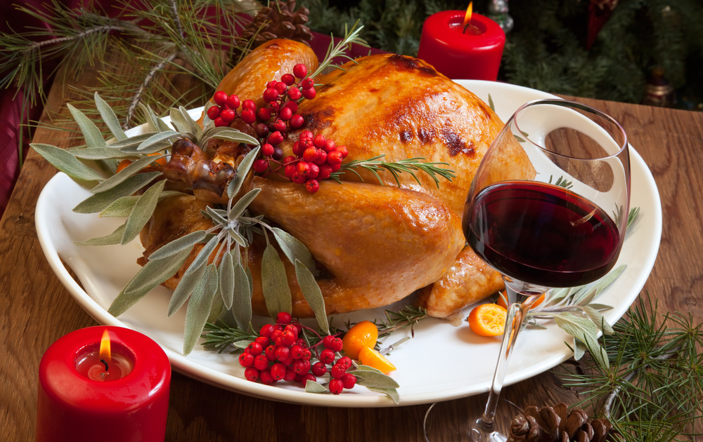Receita de peru defumado recheado e supersuculento para a Ceia de Natal ...