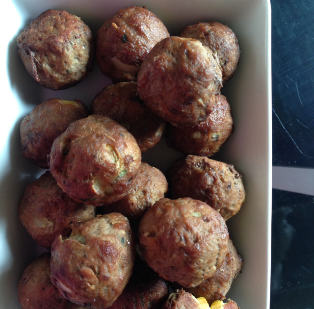 Receita de Bolovinho de codorna com carne moída, enviada por marci ...