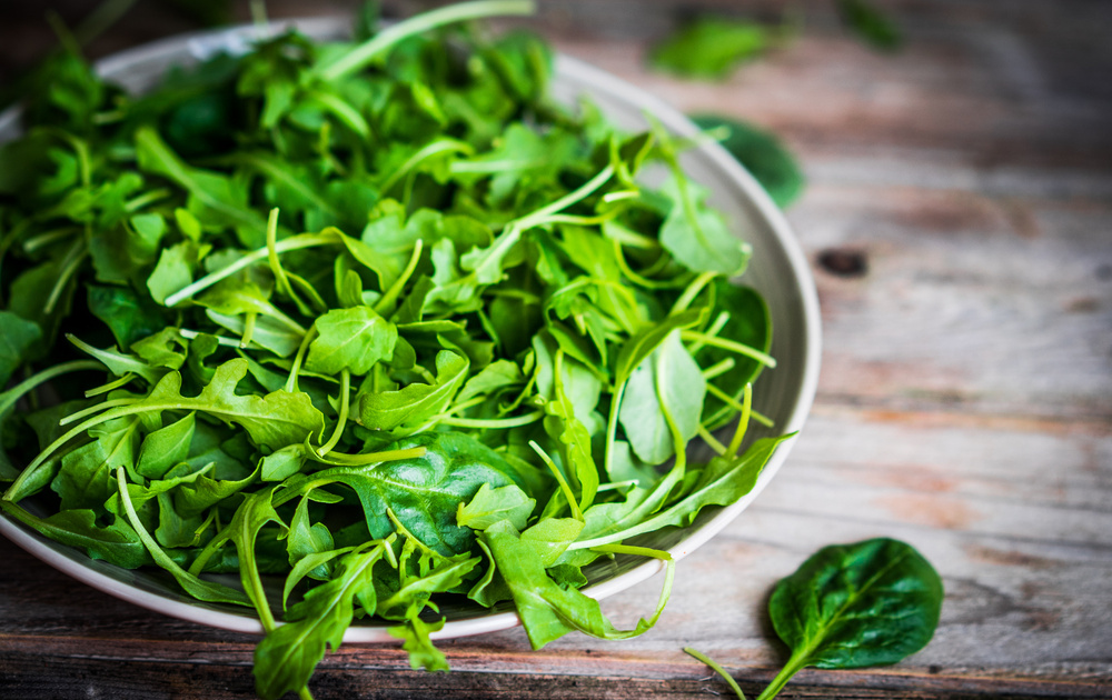 Esse benefício secreto da rúcula (que poucos sabem!) é muito bom pra ...