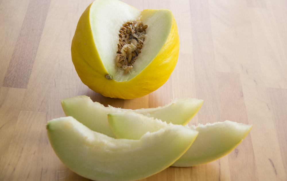 Melão: conheça os benefícios dessa fruta do verão em deliciosas receitas
