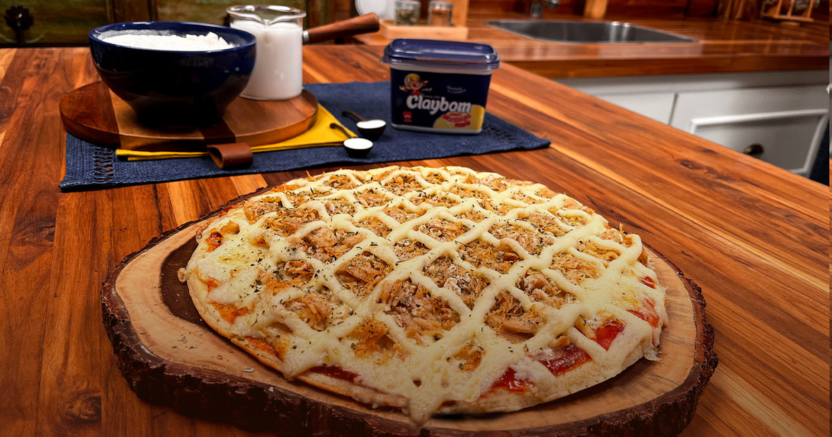 Receita de Pizza de frango com requeijão, enviada por claybom - TudoGostoso