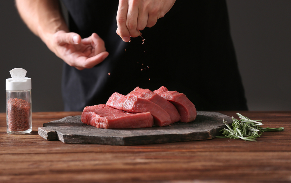 Três formas básicas de temperar carne vermelha