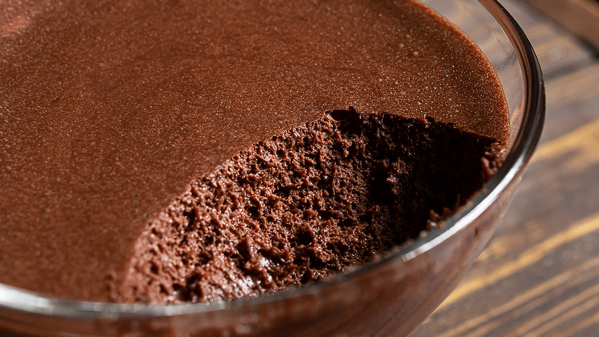 Há 13 anos faço essa receita de mousse de chocolate fácil e rápida que ...