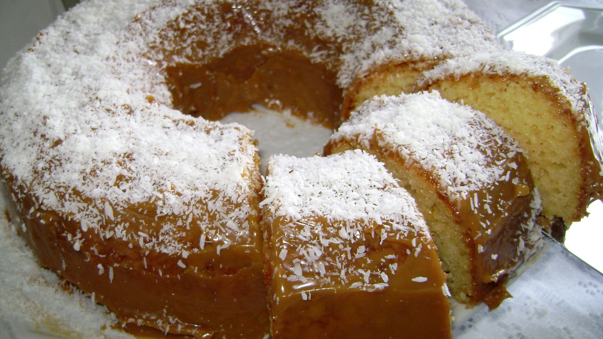 Bolo de coco fofinho: 11 receitas deliciosas para qualquer hora do dia ...