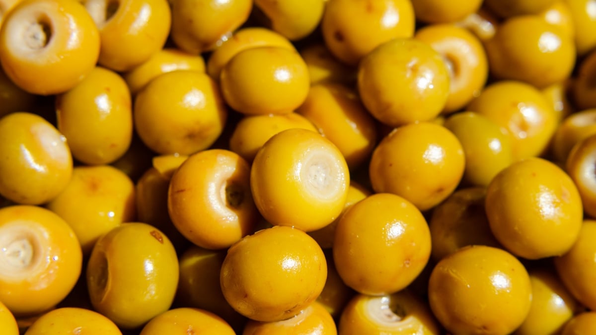 Nem nêspera, nem seriguela: essa fruta de ouro tem mais proteína que a ...
