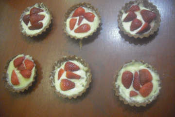 Receita de Tarteletes de morango e chocolate branco, enviada por ...