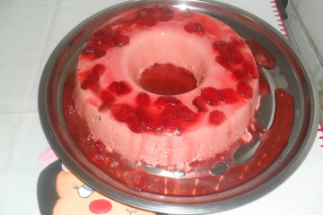 Receita de Pudim de Morango, enviada por mih santtos - TudoGostoso