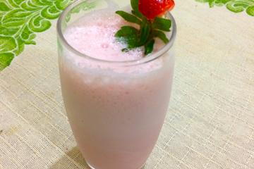 Receita de Frapê de morango, enviada por ellen - TudoGostoso