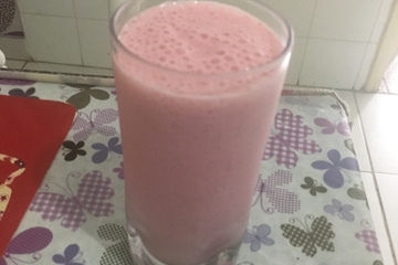 Receita de Suco de morango com leite, enviada por bianca* - TudoGostoso