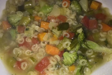 Receita de Sopa de legumes e verduras, enviada por maria f. n. vechi ...