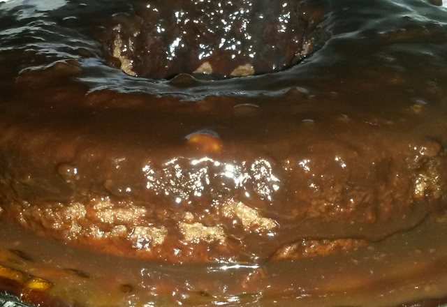 Receita de Bolo de chocolate assado com a calda, enviada por 0009898 ...