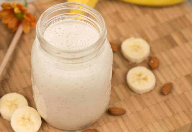 Receita de Batida de banana, enviada por victoria - TudoGostoso