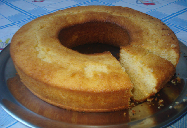 Receita de Bolo caipira de fubá, enviada por eliane rabelo - TudoGostoso