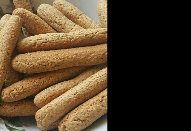 Receita de Biscoito salgado de farelo de aveia, enviada por ivone ascar ...