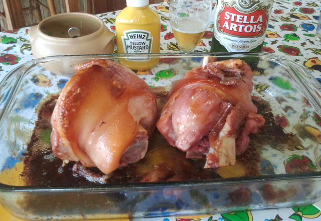 Receita de Joelho de porco assado no forno, enviada por leribeiro - TudoGostoso
