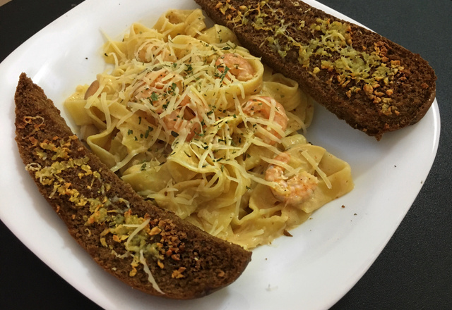 Receita de Fettuccine Toowoomba Pasta Outback, enviada por gabriel ...